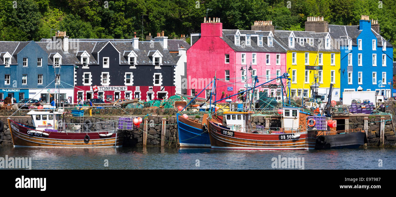 Multi coloured buildings hi-res stock photography and images - Alamy