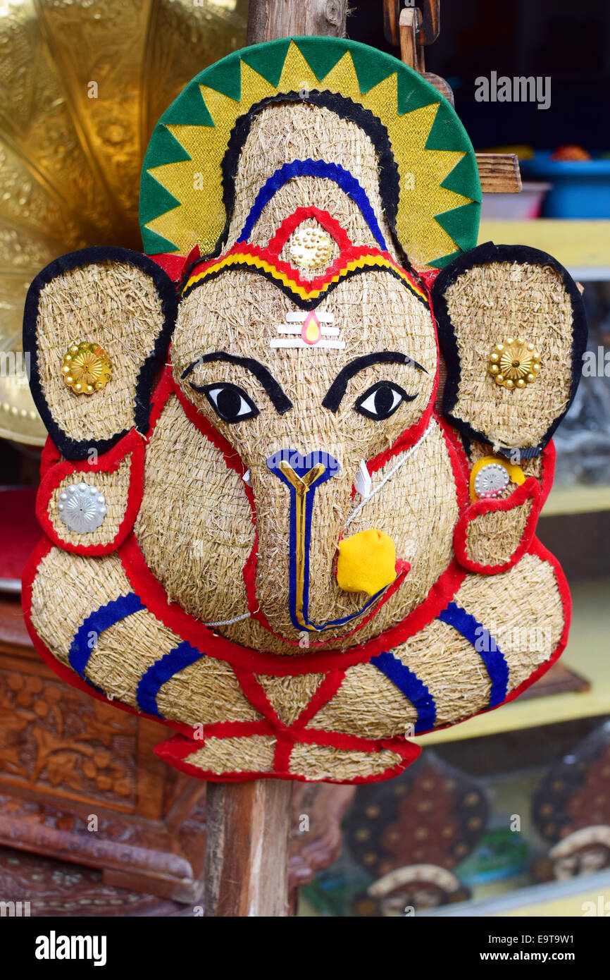 Hindu god vignesh hi-res stock photography and images - Alamy