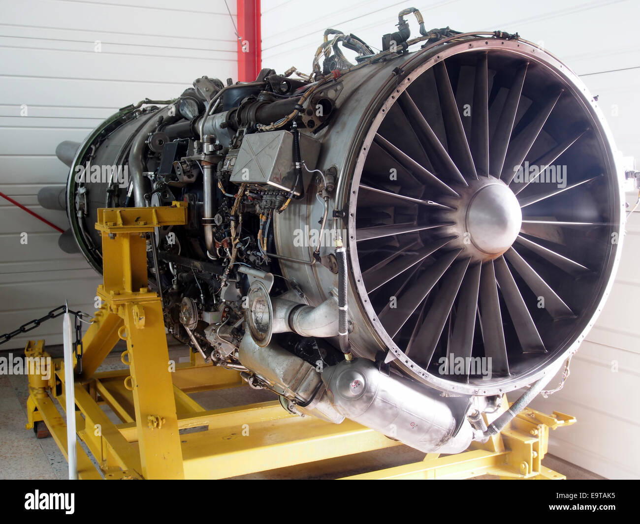The Rolls Royce Conway Mk 508 engine was used in the Boeing 707-420 ...