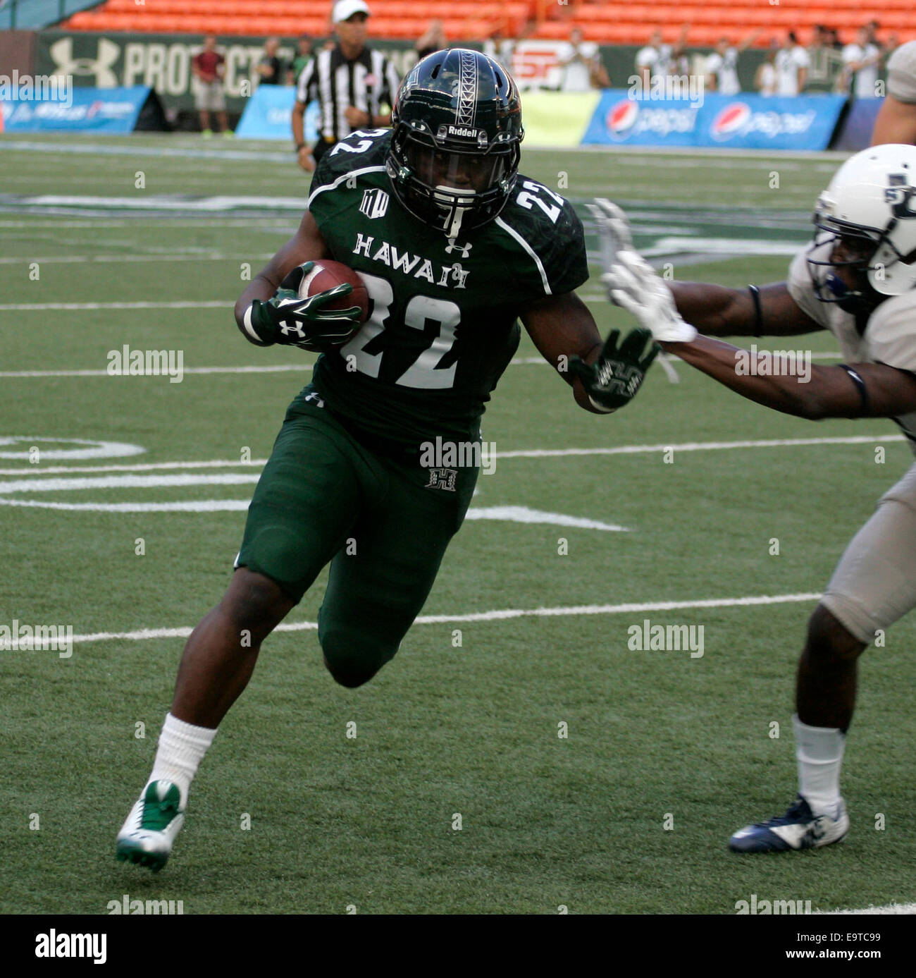 Honolulu, Hawaii. 01st Nov, 2014. Hawaii Rainbow Warriors running back ...
