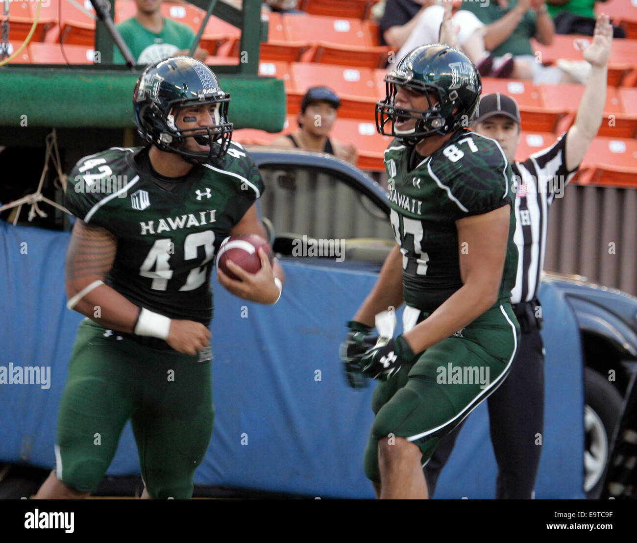 Honolulu, Hawaii. 01st Nov, 2014. Hawaii Rainbow Warriors fullback ...