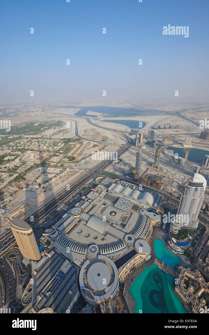 View Over Dubai From The World's Highest Observation Deck At 555 Meters ...