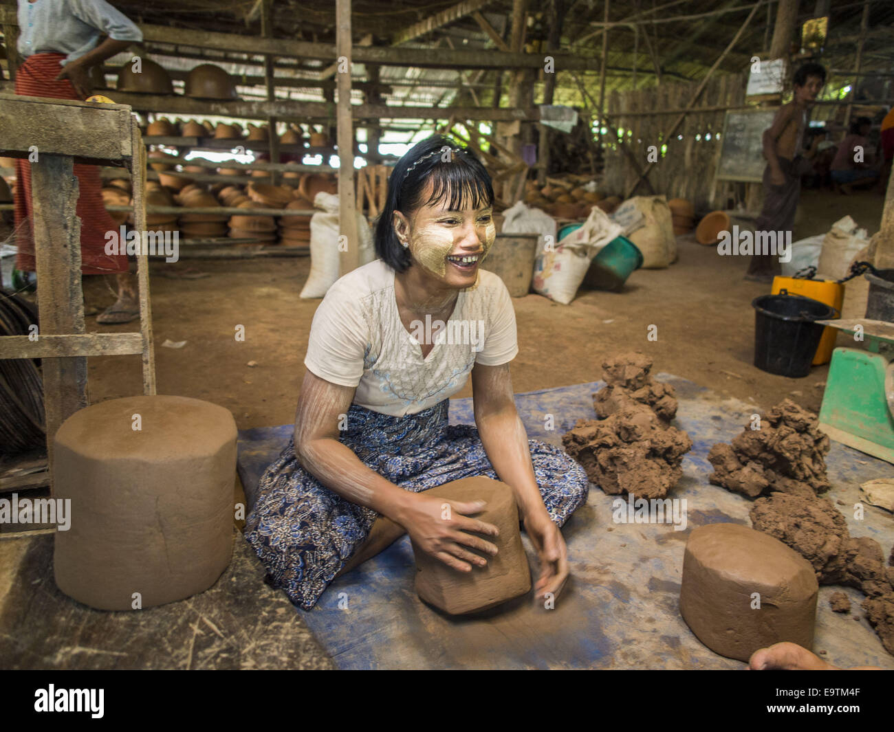 Myanmar investments hi-res stock photography and images - Alamy