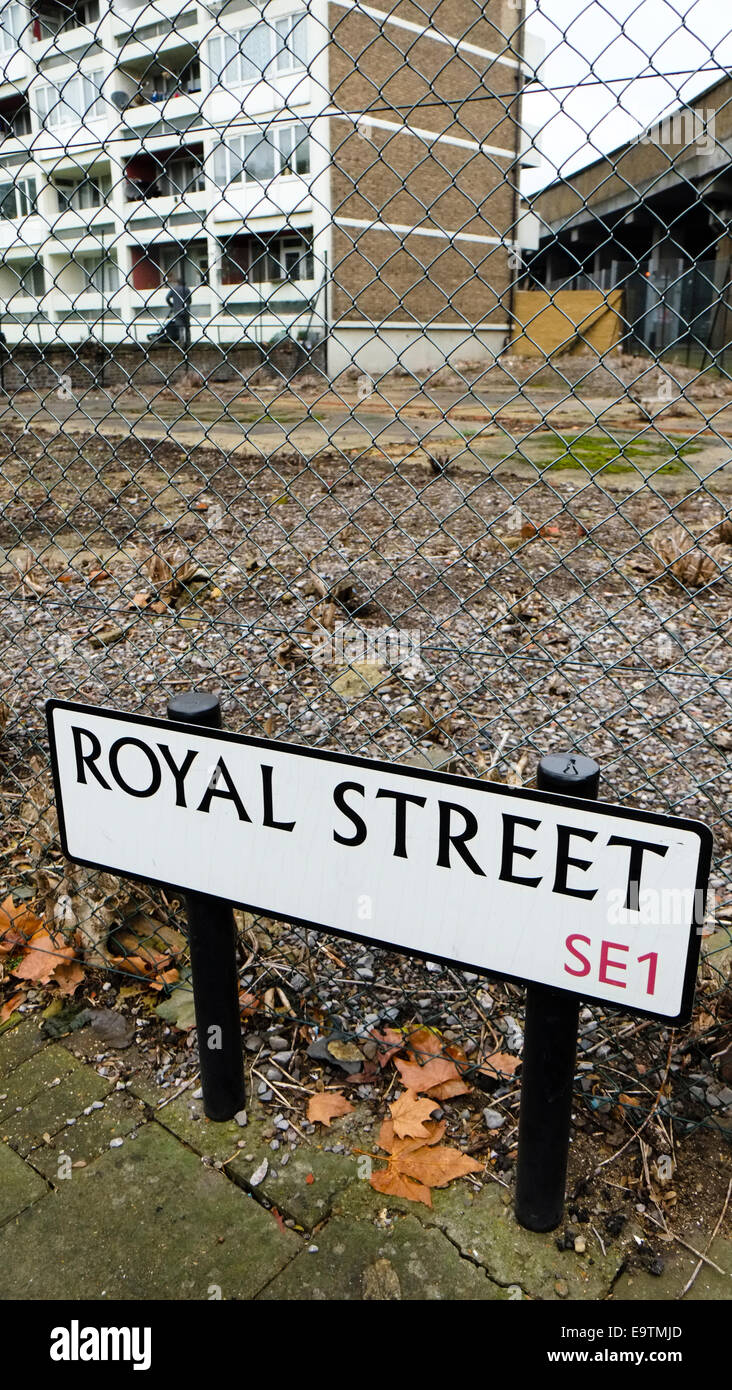 Derelict land london hi-res stock photography and images - Alamy