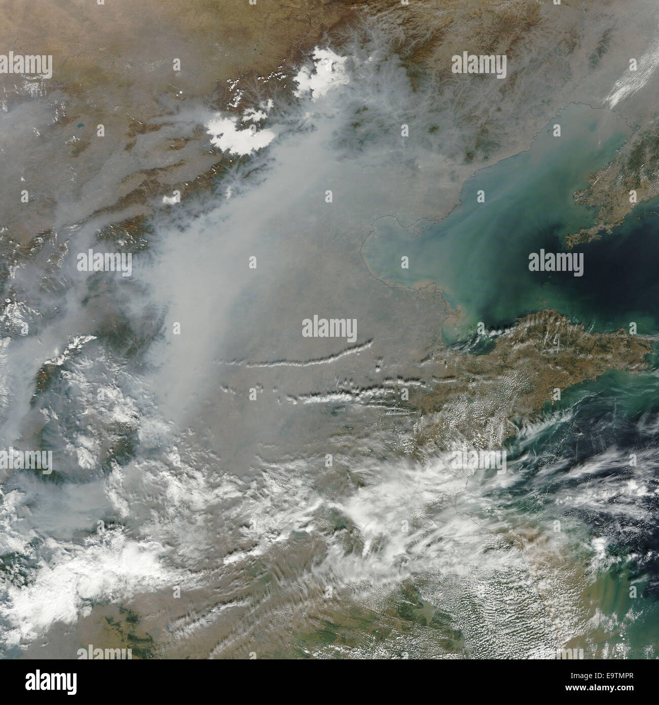 NASA Goddard captures an image showing the haze and smog over Eastern ...