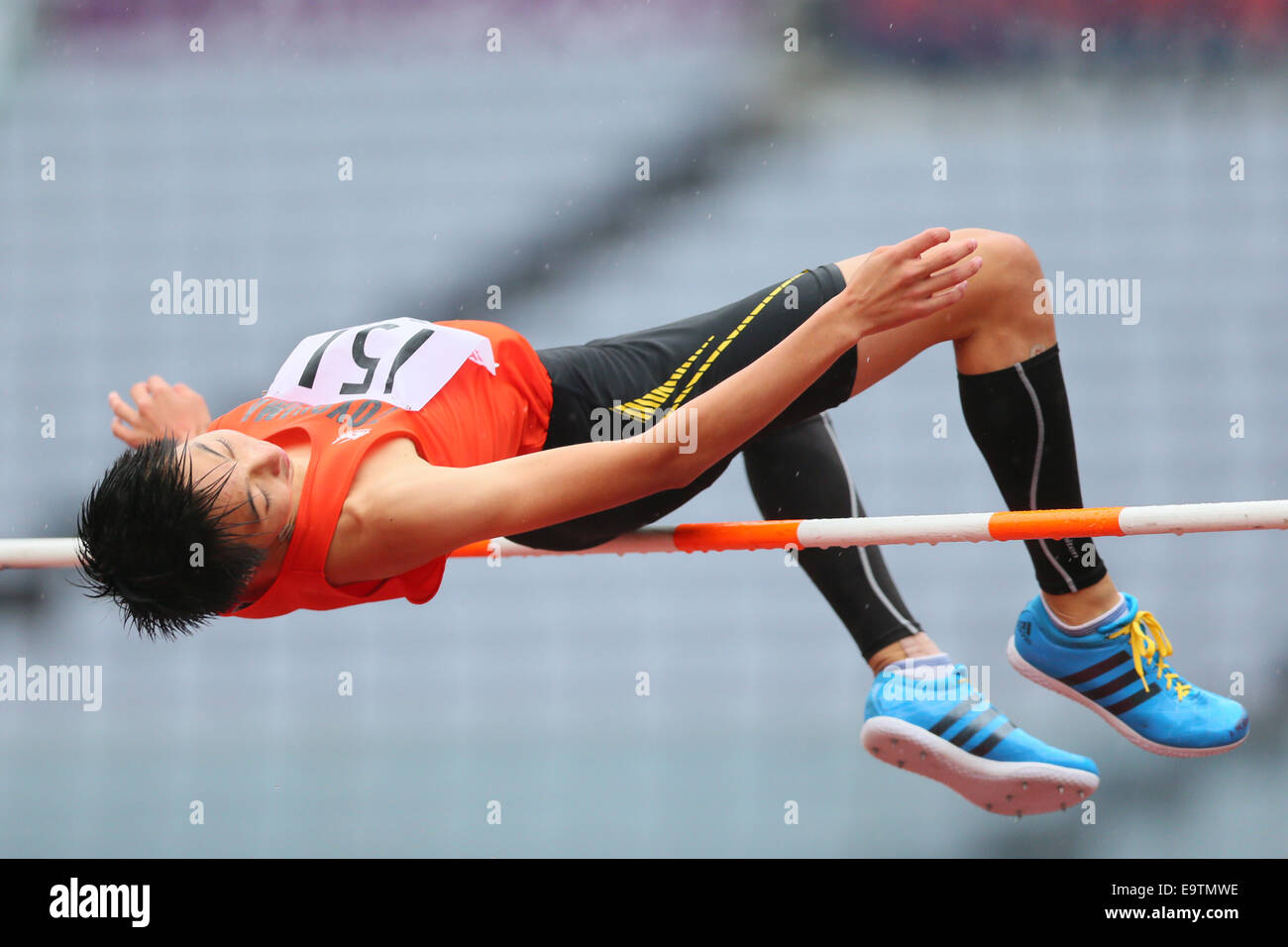 Kanagawa, Japan. 1st Nov, 2014. (L-R) Daisuke Miyamoto, Yoshihide Kiryu ...