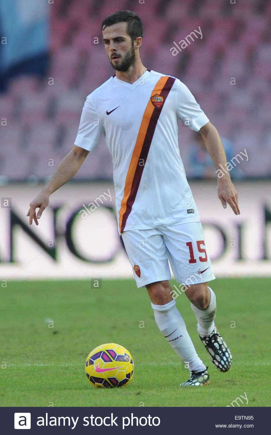 Miralem Pjanic AS Roma during the italian Serie A football match Stock ...