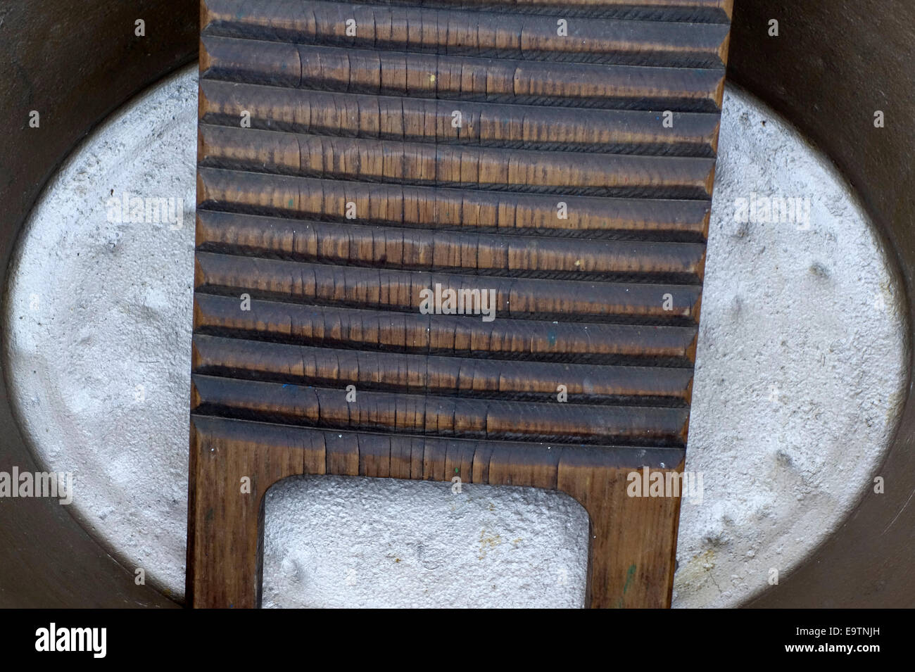 Wash board hi-res stock photography and images - Alamy