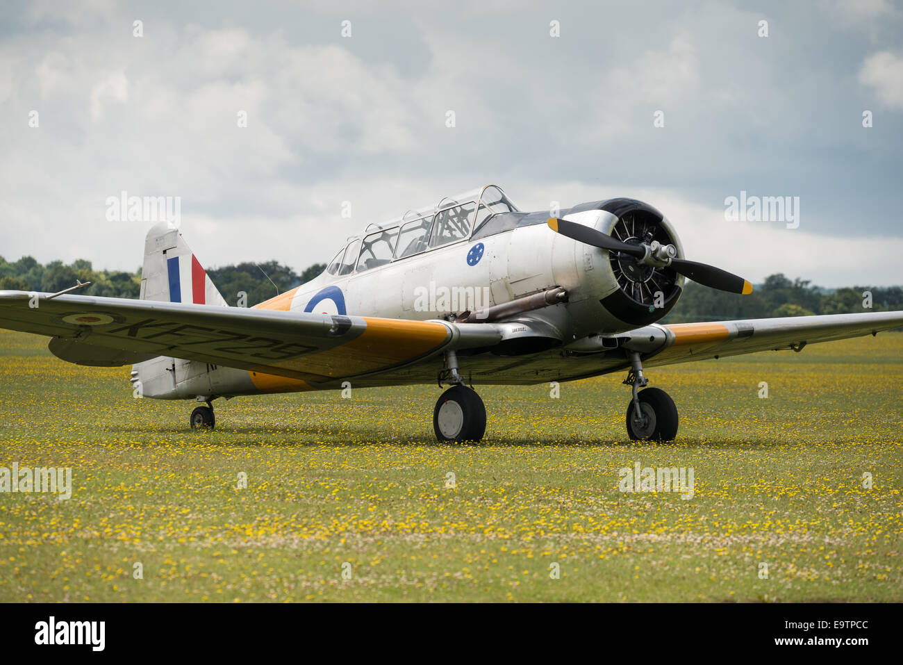 North american harvard trainer hi-res stock photography and images - Alamy