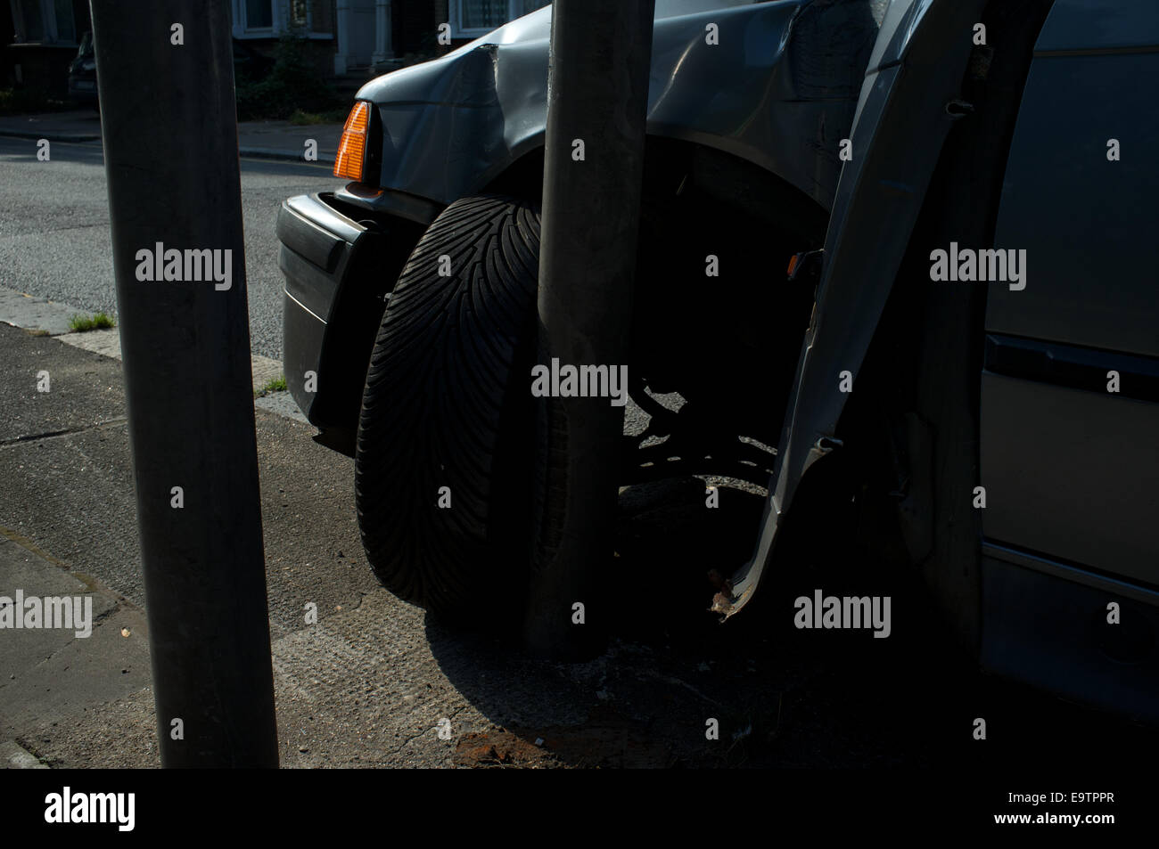 Smashed Up Car Stock Photos & Smashed Up Car Stock Images - Alamy