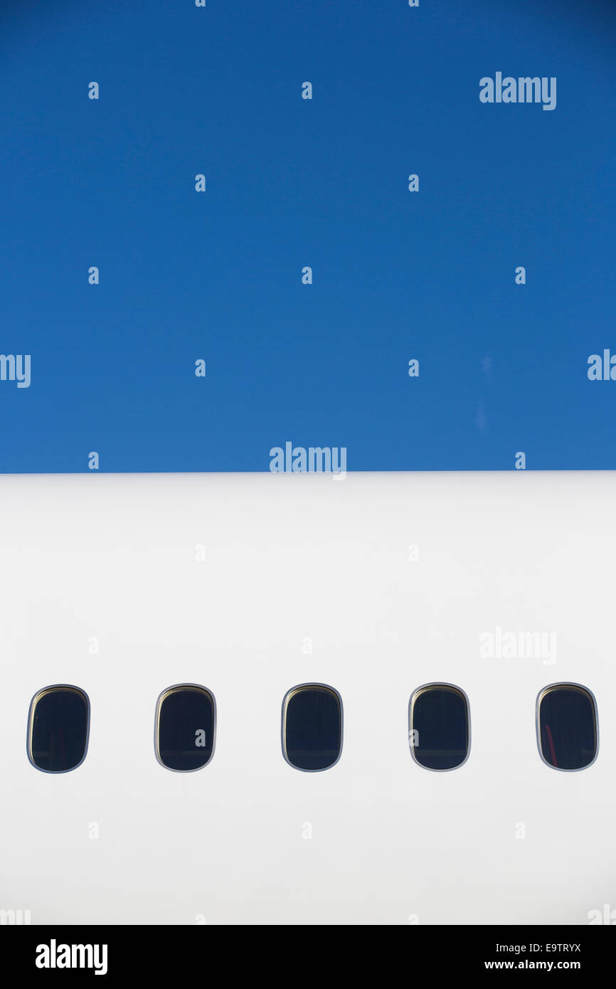 Windows fuselage cabin hi-res stock photography and images - Alamy