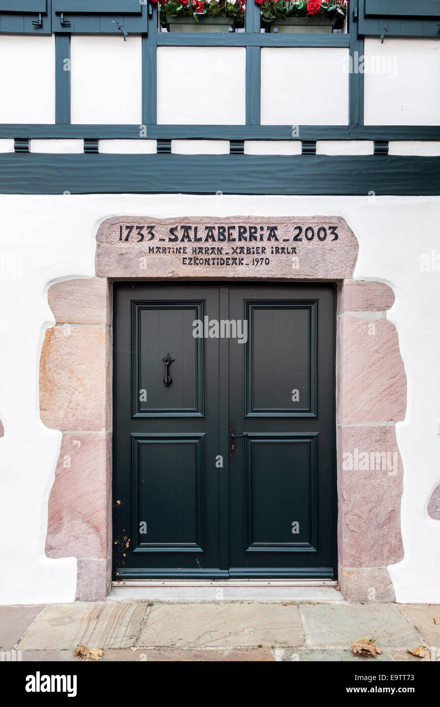 Traditional basque architecture hi-res stock photography and images - Alamy