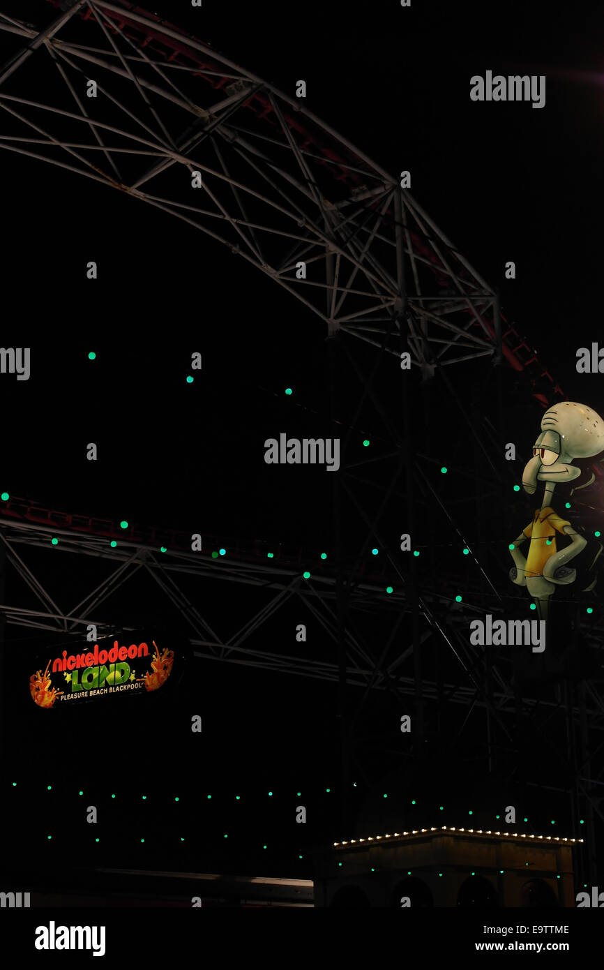 Night portrait Nickelodeon image 'Squidward Tentacles' looking at Big ...