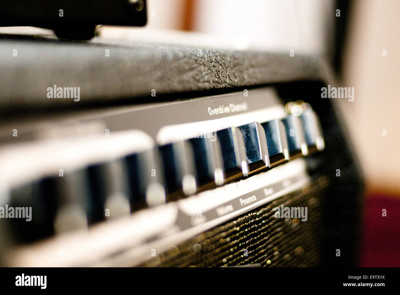 Vintage Guitar Amp Wallpaper