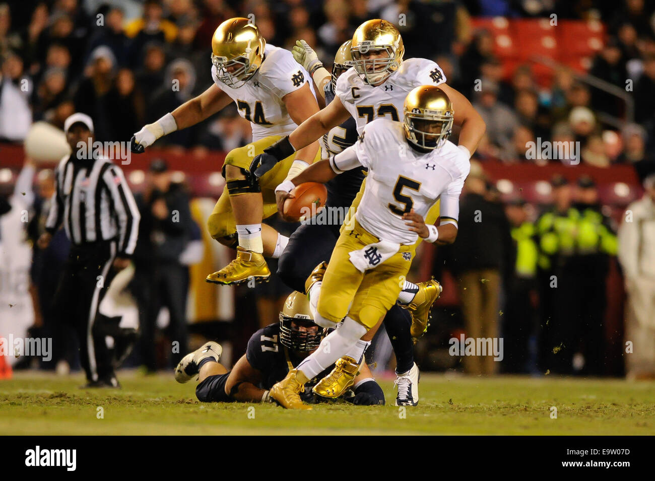 Landover, Maryland, USA, 01st Nov, 2014. Quarterback Everett Golson (5 ...