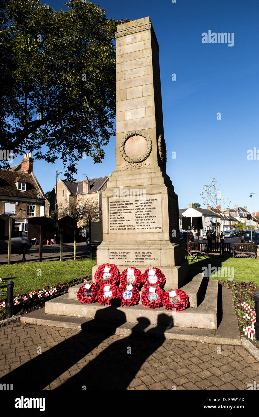 Olney War Memorial with shadows Stock Photo - Alamy