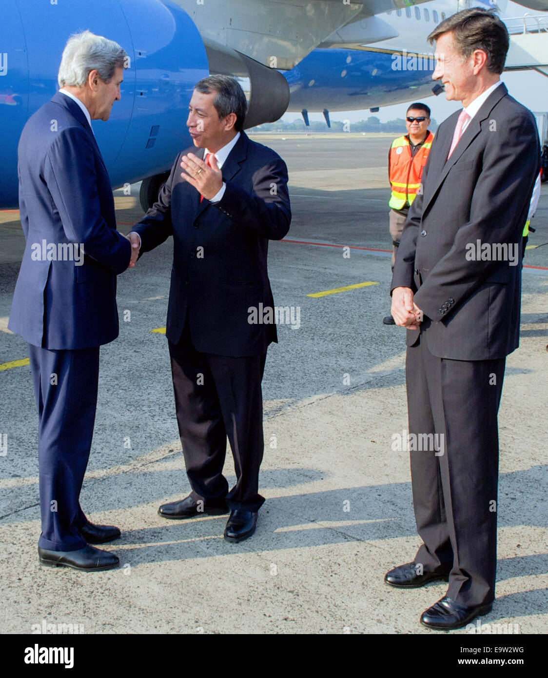 Indonesian Ministry of Foreign Affairs Ambassador Dian Triansyah Djani ...