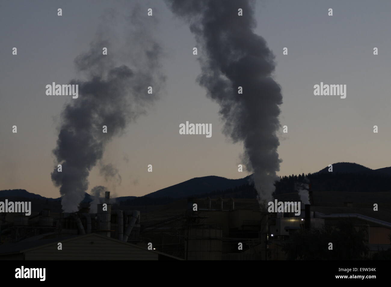 Air pollution industrial site hi-res stock photography and images - Alamy