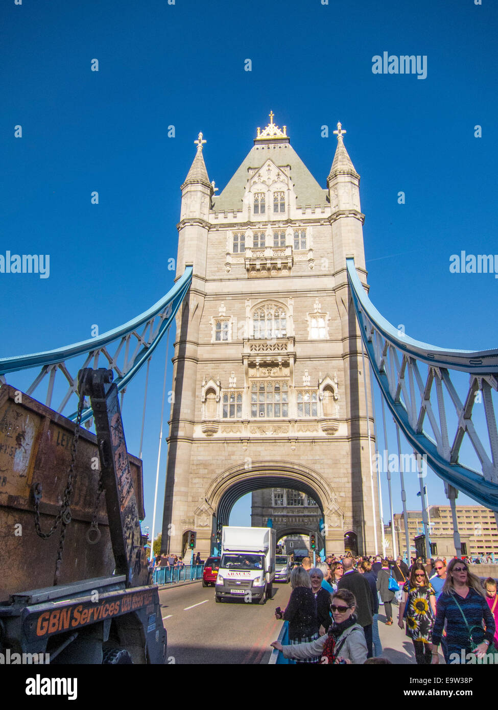 Tower bridge london 2014 hi-res stock photography and images - Alamy