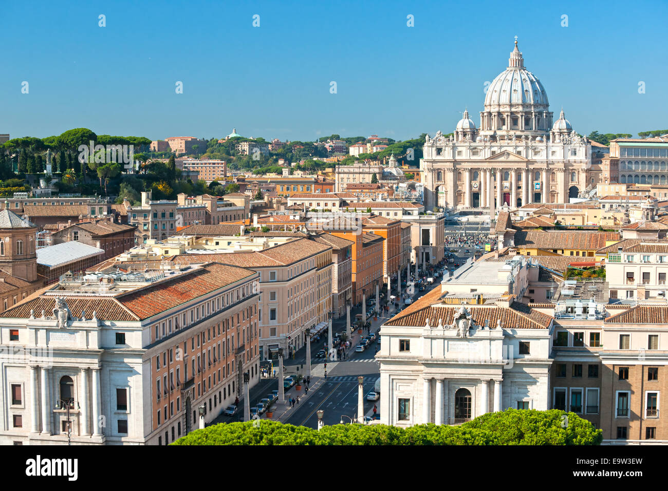 Basilica rome hi-res stock photography and images - Alamy
