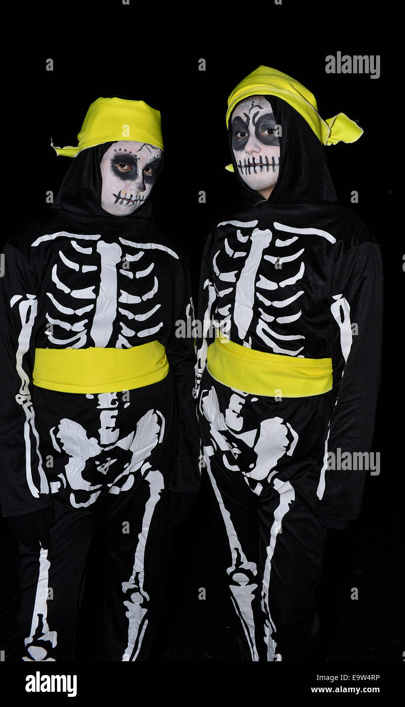 Scary costumes hi-res stock photography and images - Alamy