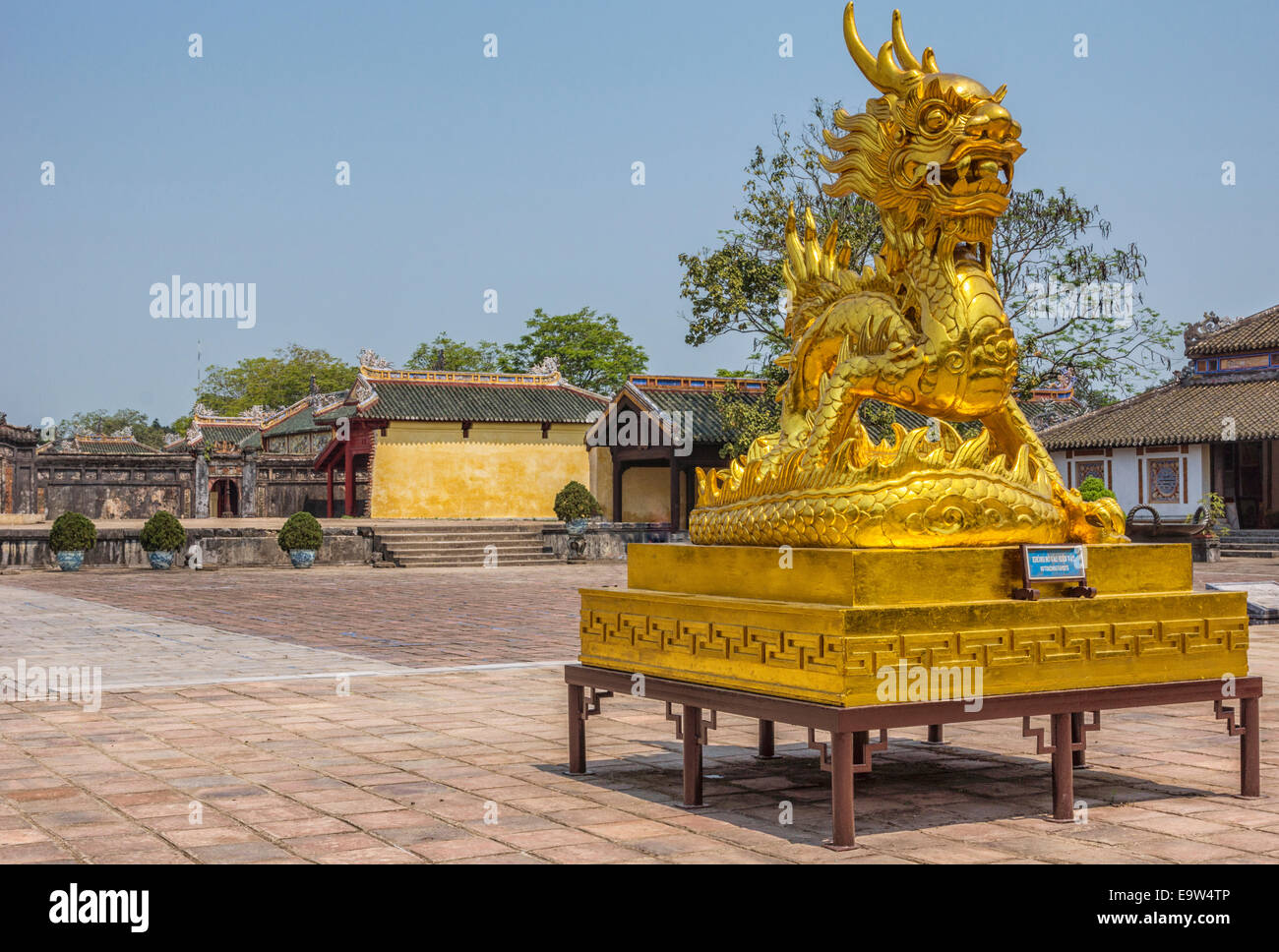 Vietnam Hué Citadel: Golden lion dragon snake on courtyard of Forbidden ...