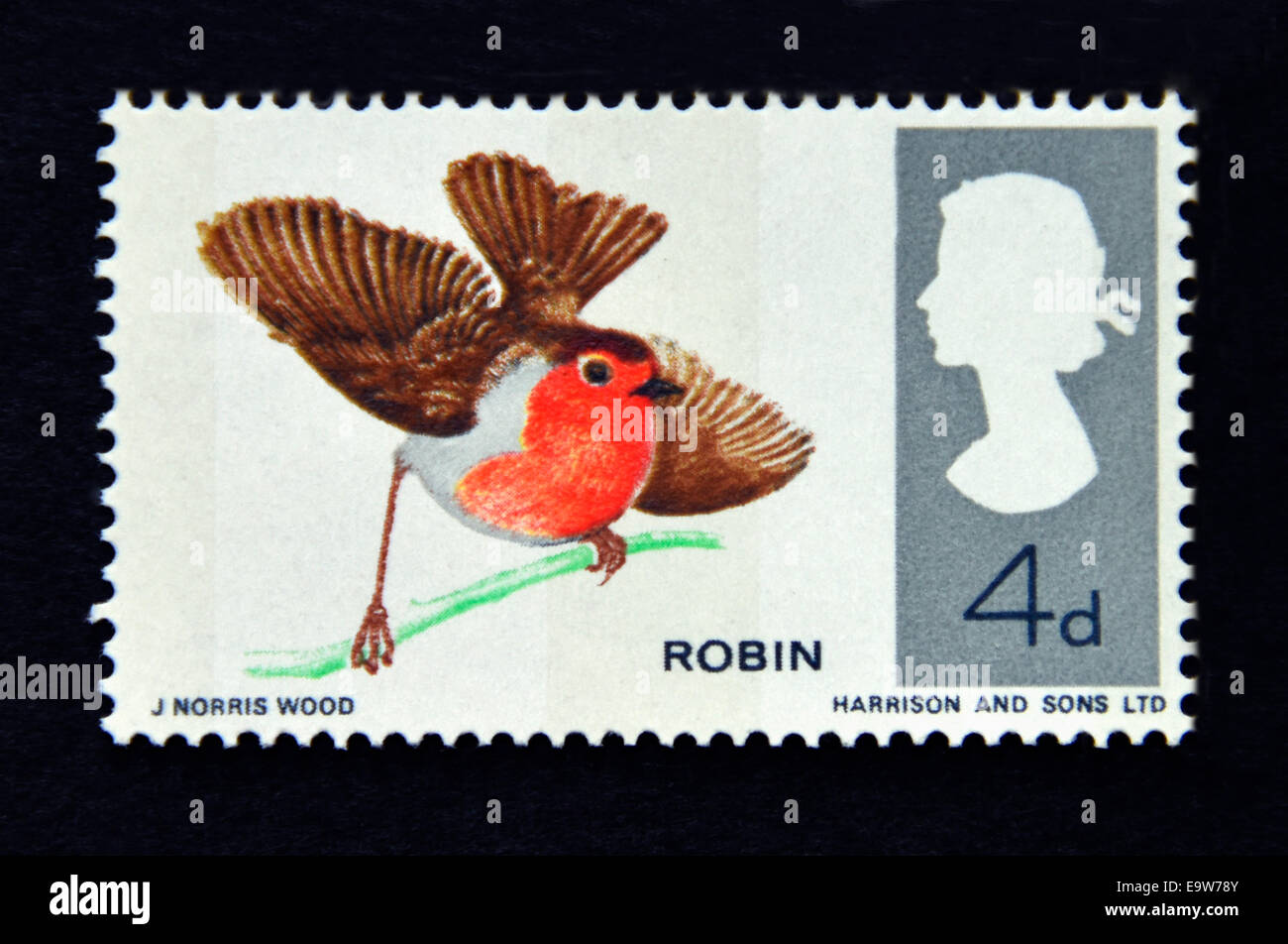 Postage stamp. Great Britain. Queen Elizabeth II. British Birds, Robin ...