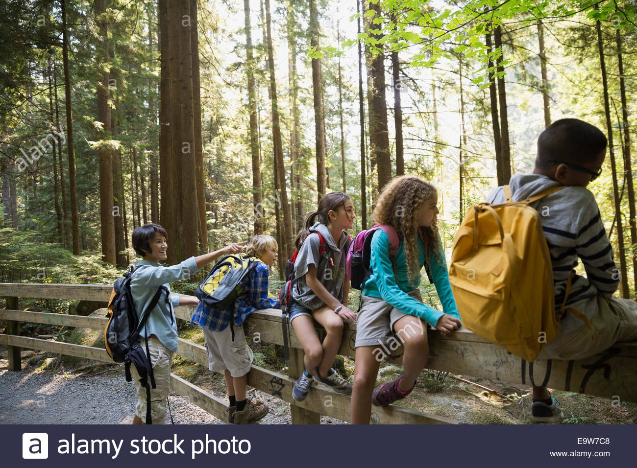 Pointing five hi-res stock photography and images - Alamy Pointing five hi-res stock photography and images - Alamy