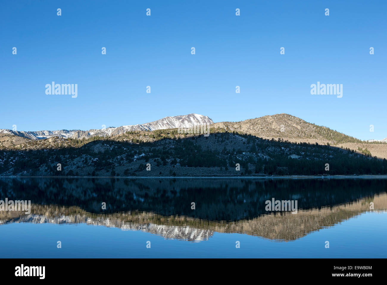 June lake winter hi-res stock photography and images - Alamy