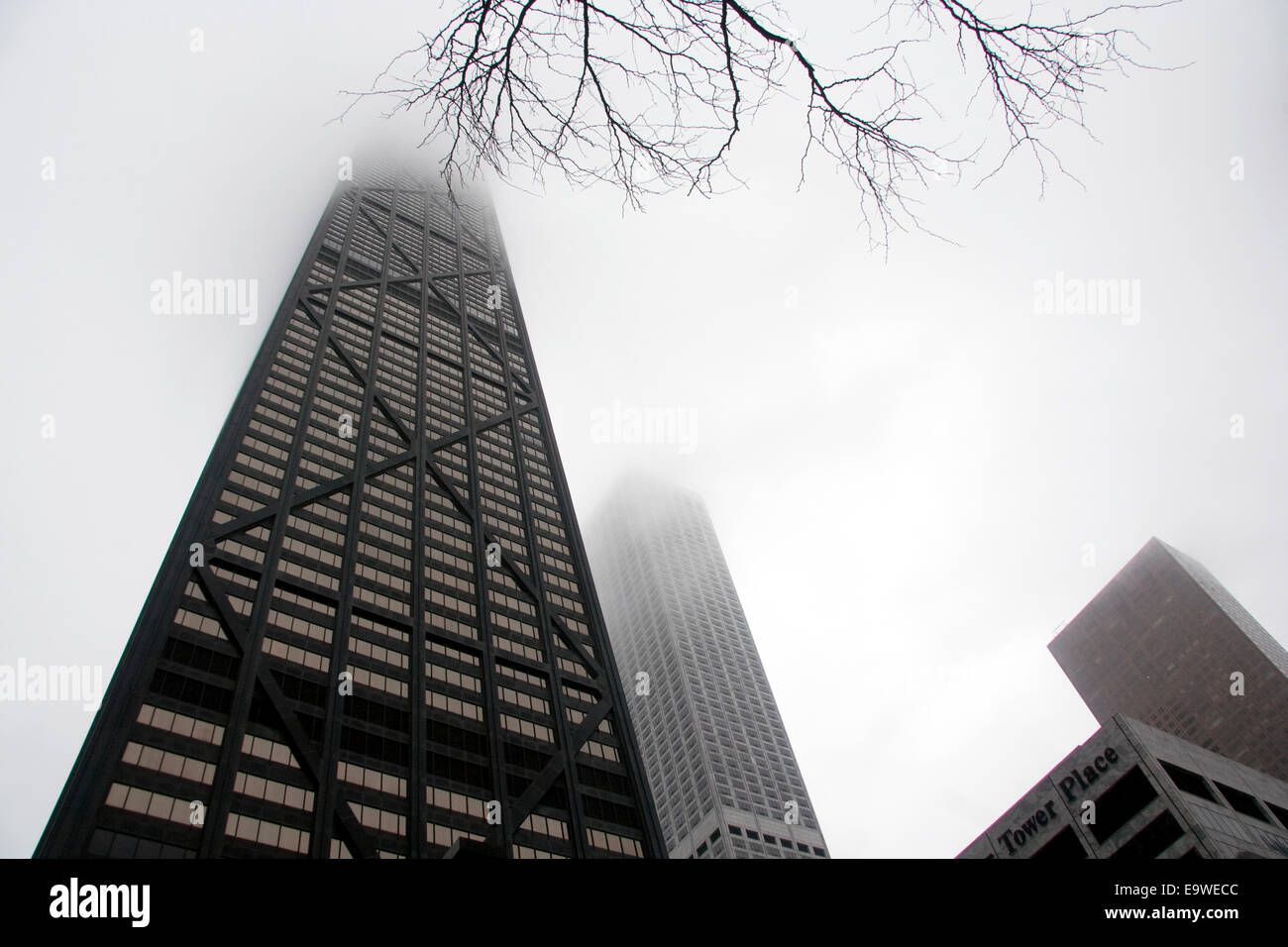 Fog architecture hi-res stock photography and images - Alamy