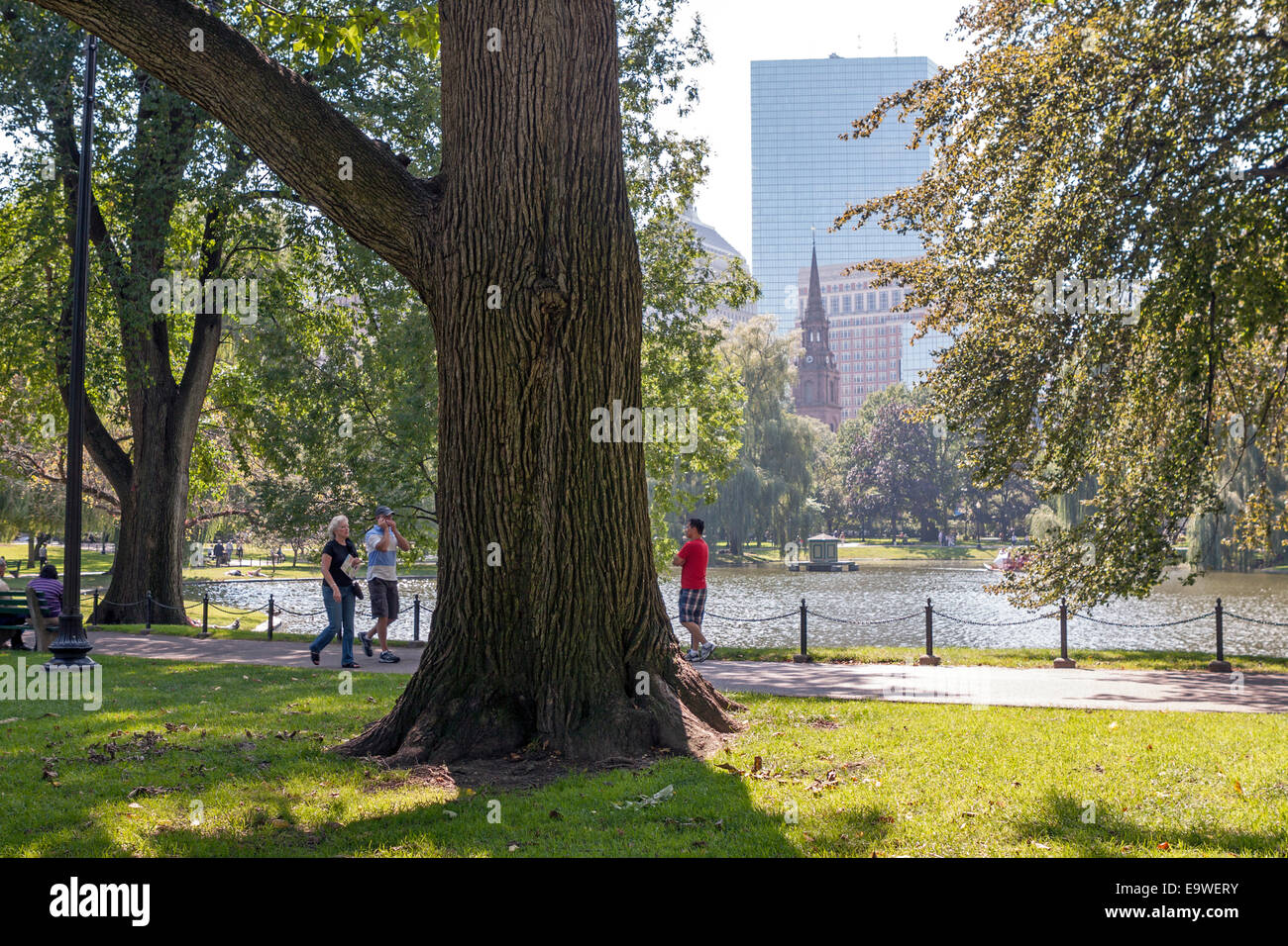 Boston common park hi-res stock photography and images - Alamy