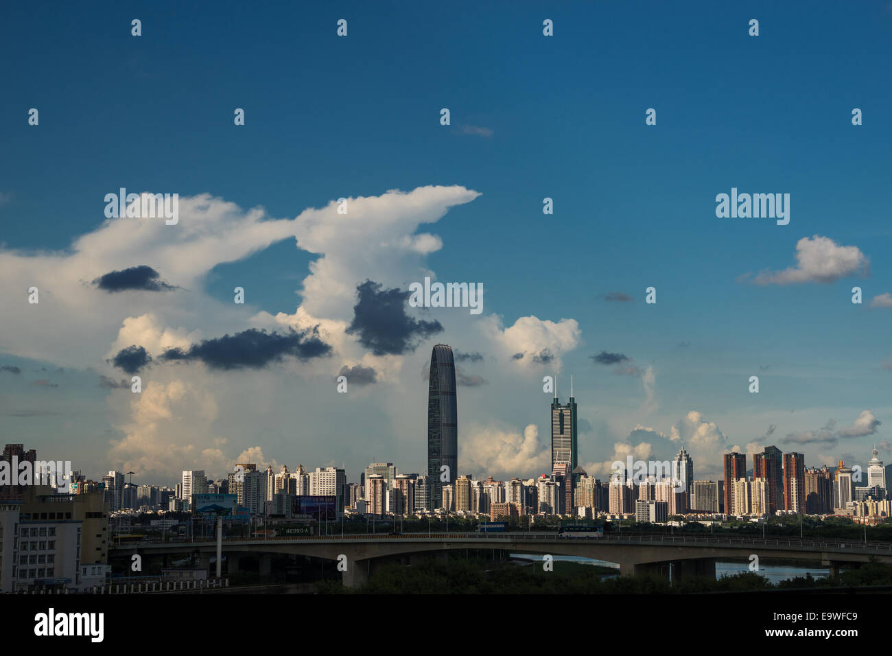 Shenzhen kingkey hi-res stock photography and images - Alamy