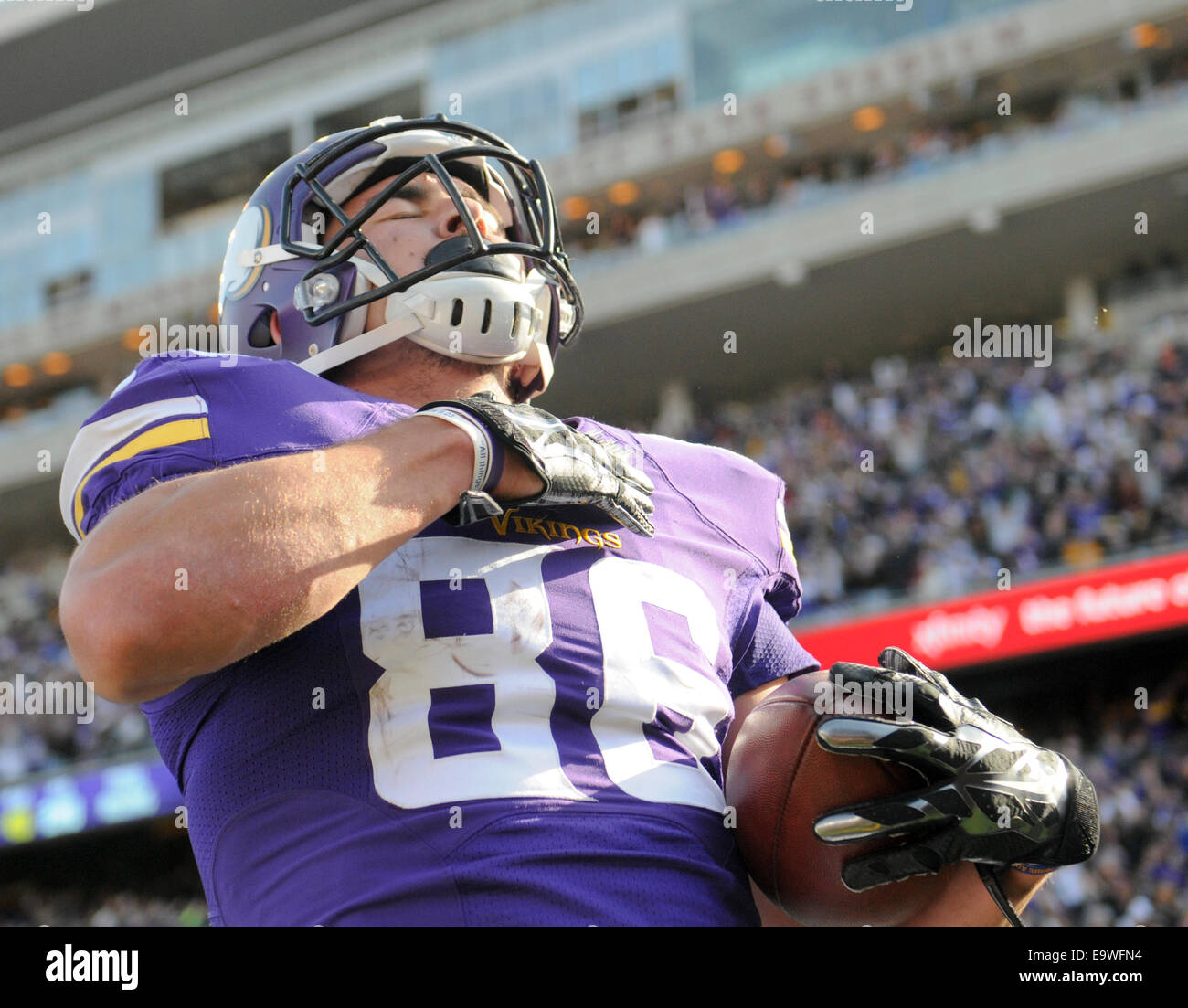 Chase ford hi-res stock photography and images - Alamy