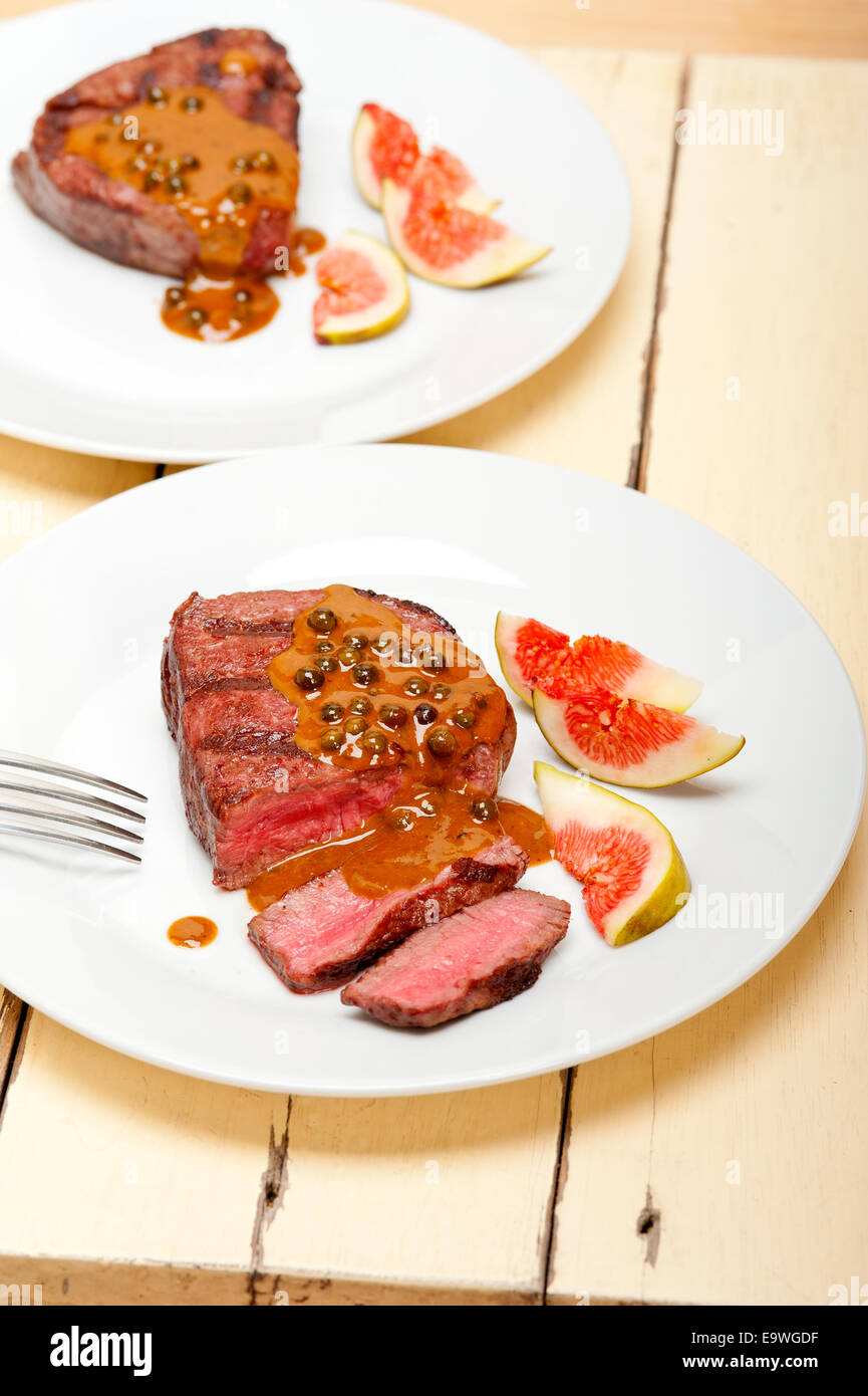 beef filet mignon with green peppercorn creamy sauce ou poivre vert ...