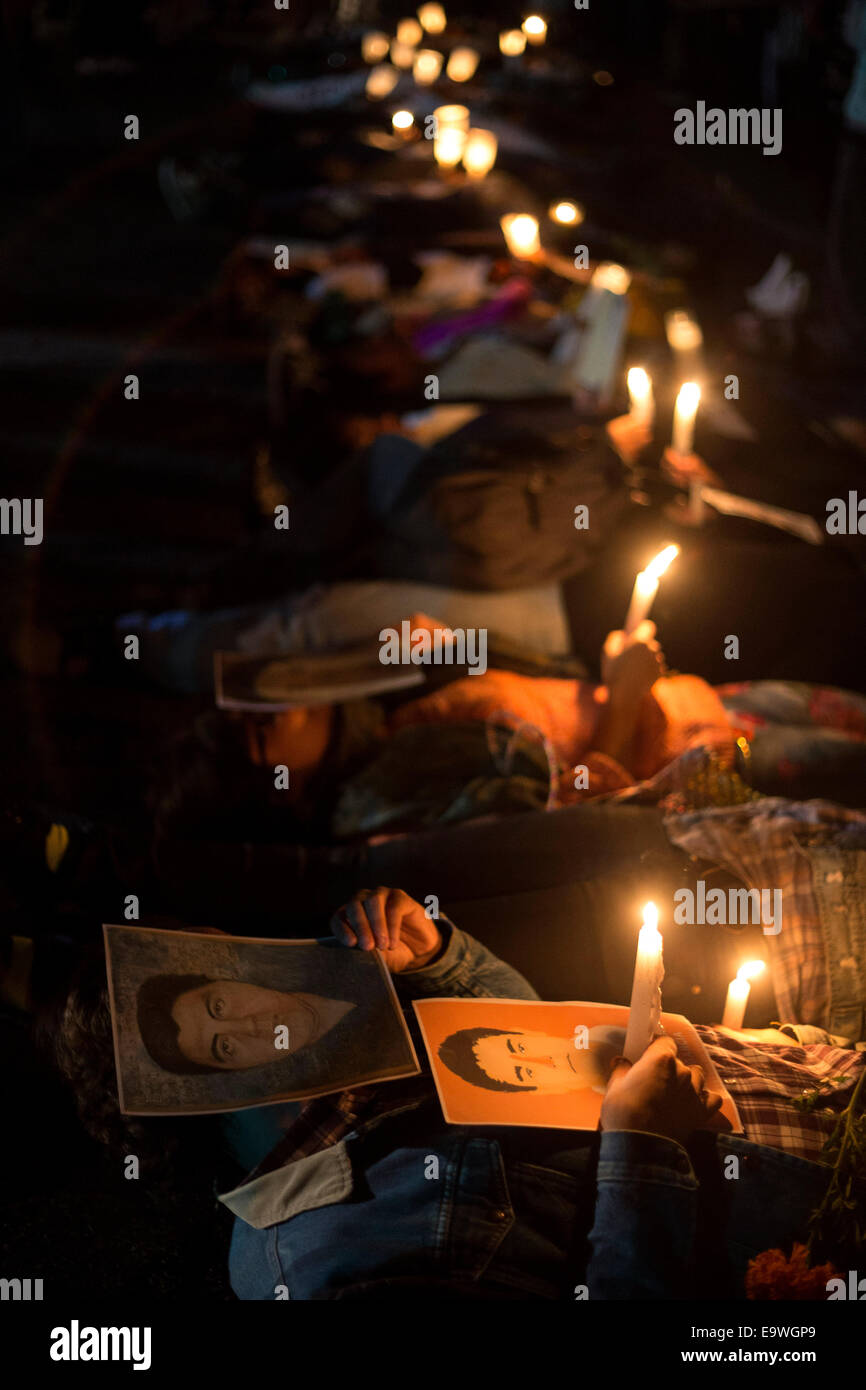 Tijuana, Mexico. 2nd Nov, 2014. Members of student associations and ...
