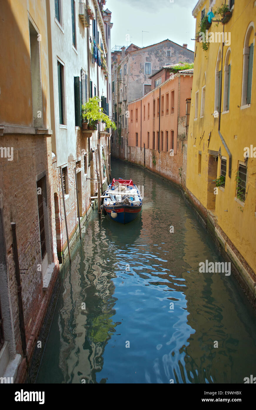 Small boat channel hi-res stock photography and images - Alamy