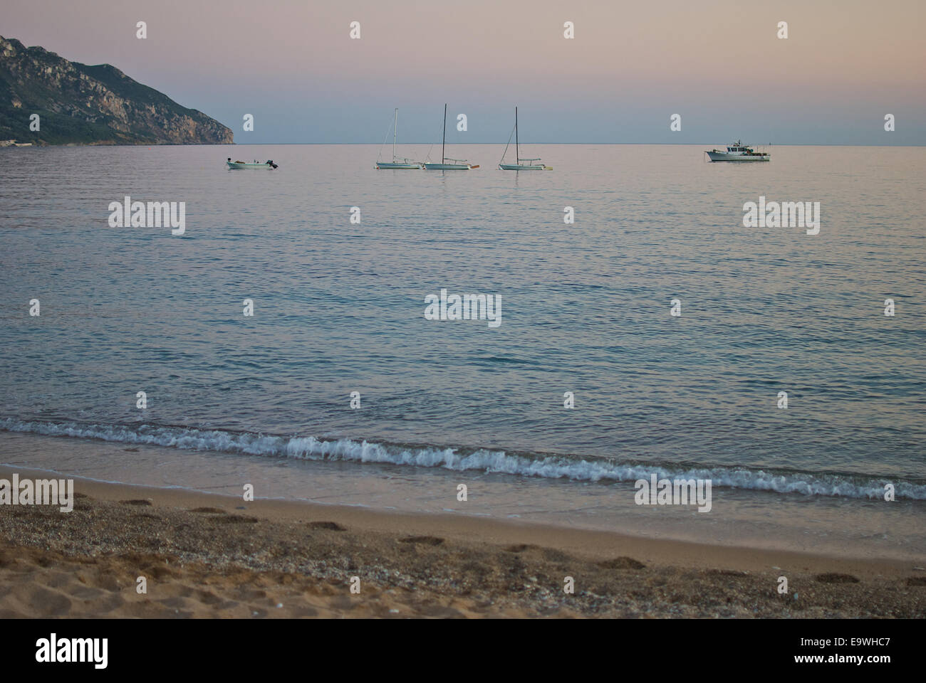 Seaview boat hi-res stock photography and images - Alamy
