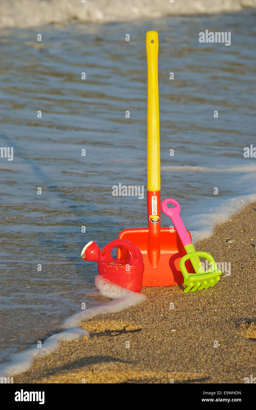 Beach beaches toys hi-res stock photography and images - Alamy