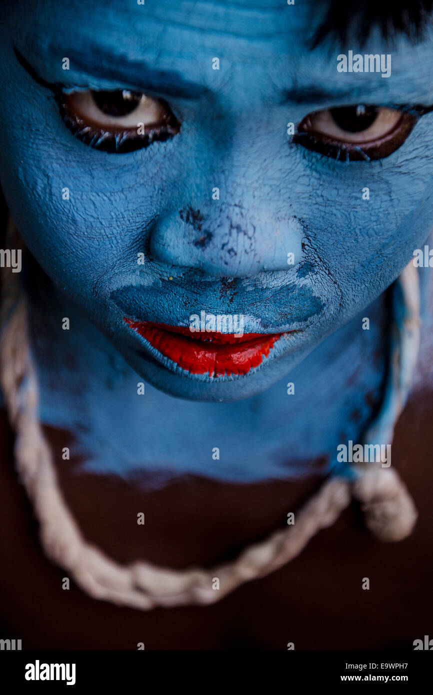 Boy face painting boy face hi-res stock photography and images - Alamy