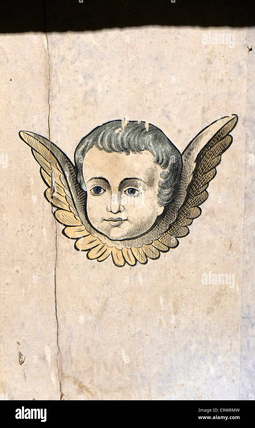 Winged cherub head hi-res stock photography and images - Alamy