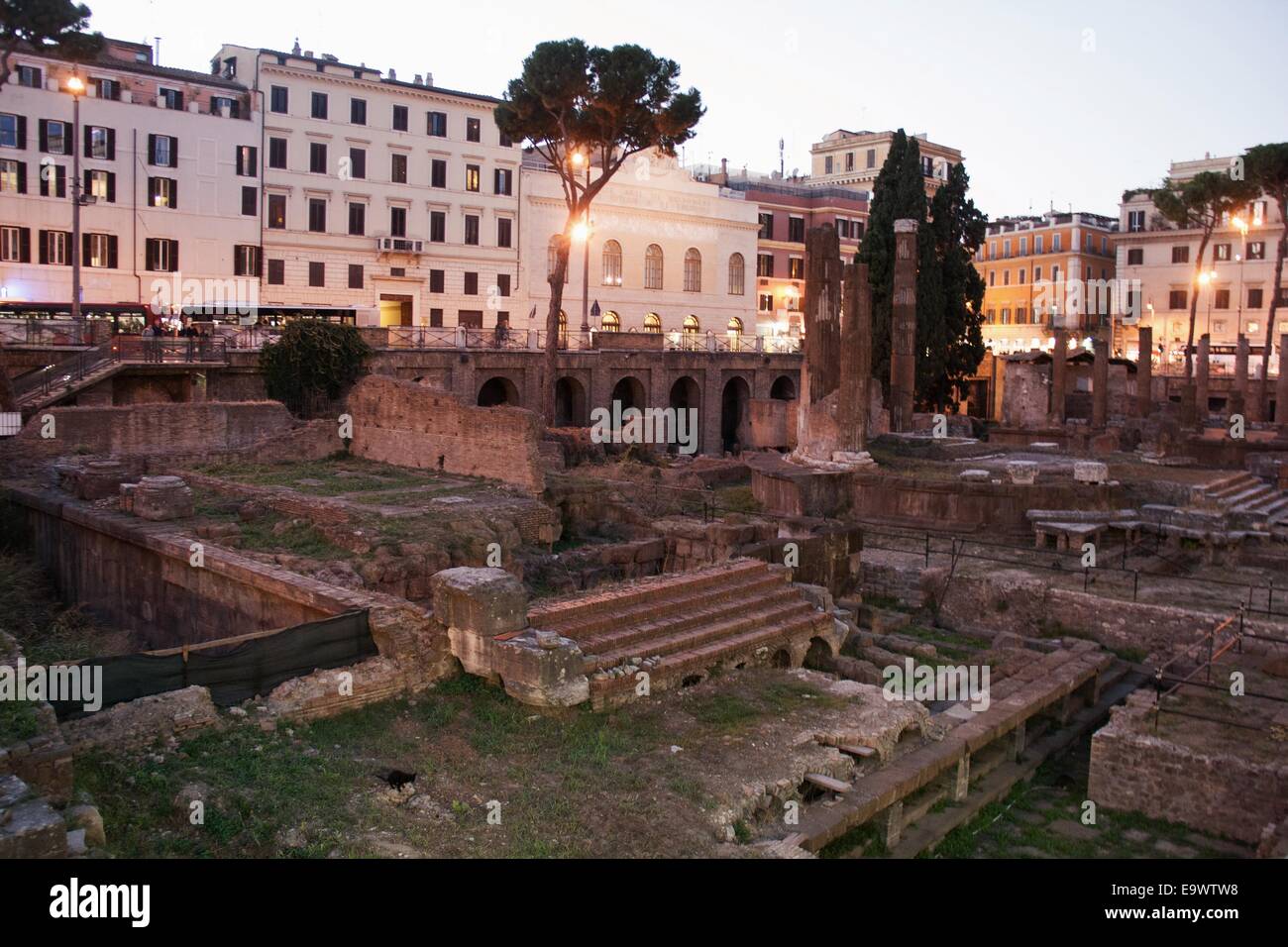 Rome citizens hi-res stock photography and images - Alamy