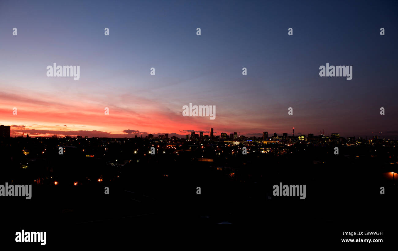 Birmingham skyline night hi-res stock photography and images - Alamy