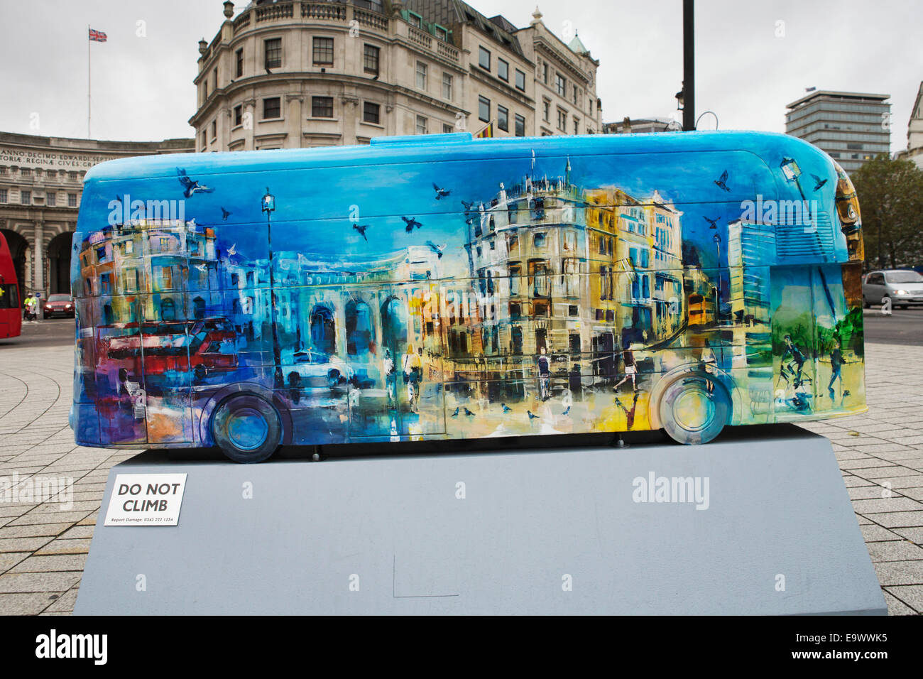 Bus art sculpture London - 2014 Year of the Bus Sculpture Trails ...