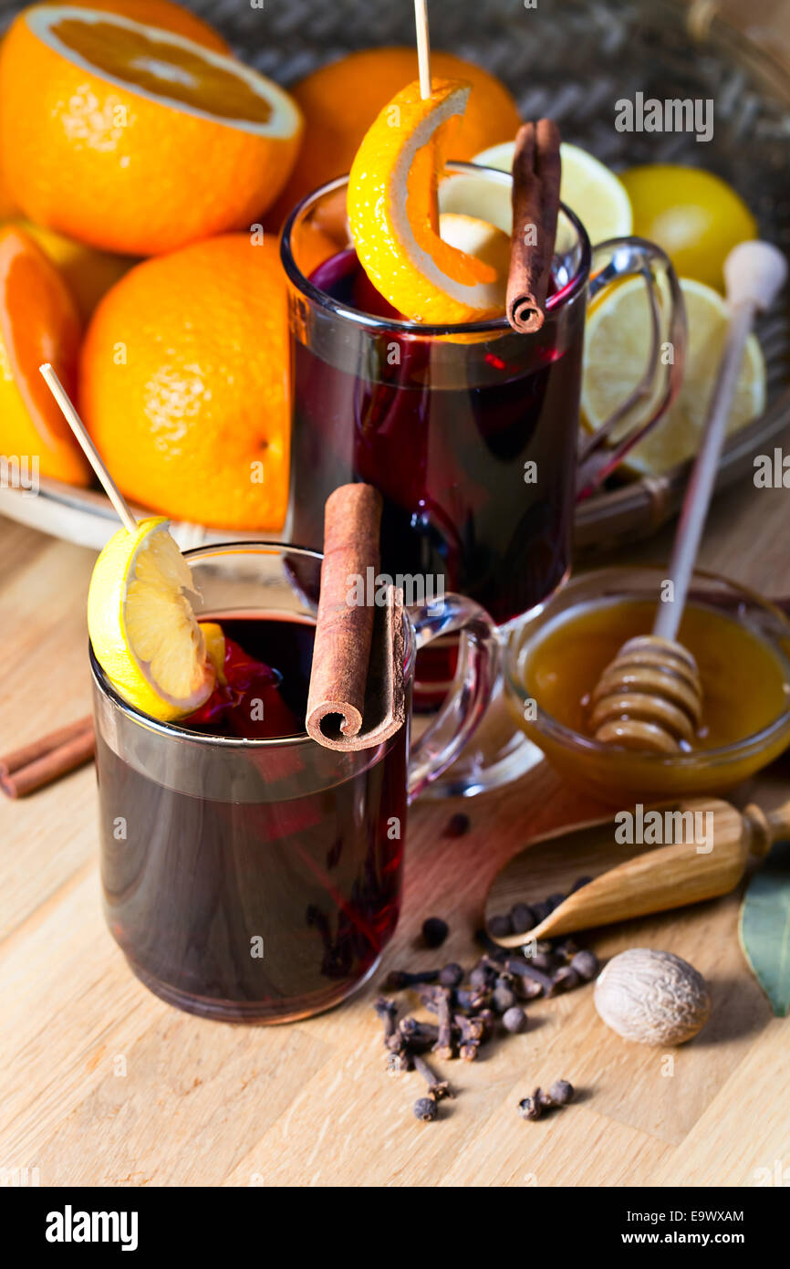 Mulled wine glass honey fruits hi-res stock photography and images - Alamy