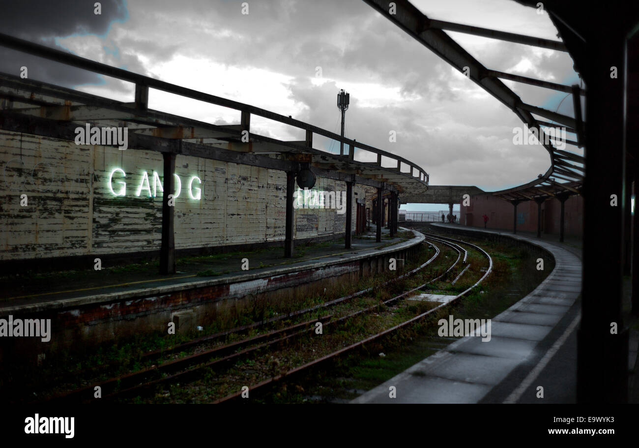 Disused railway station hi-res stock photography and images - Alamy