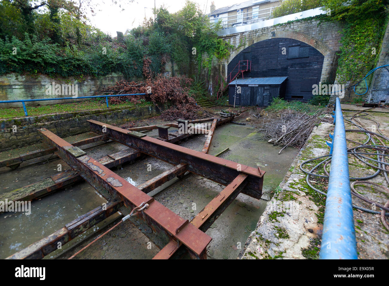 Old dry dock, Britannia Wharf, Cowes, Isle of Wight, England, UK Stock ...