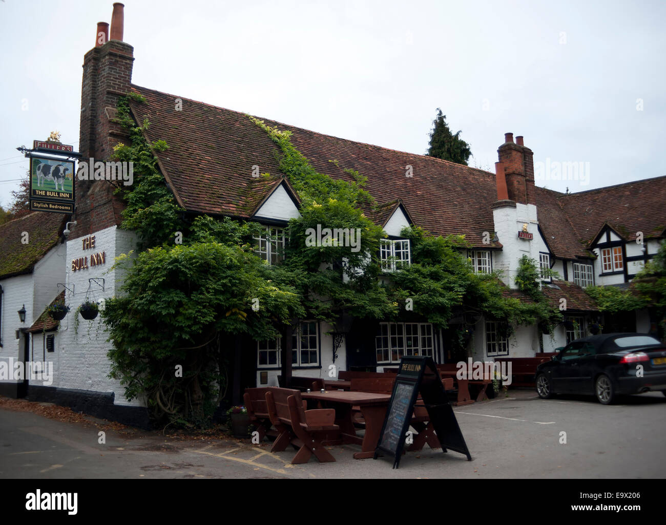 The Bull Inn, Sonning Lock, Berkshire, England, United Kingdom Stock ...