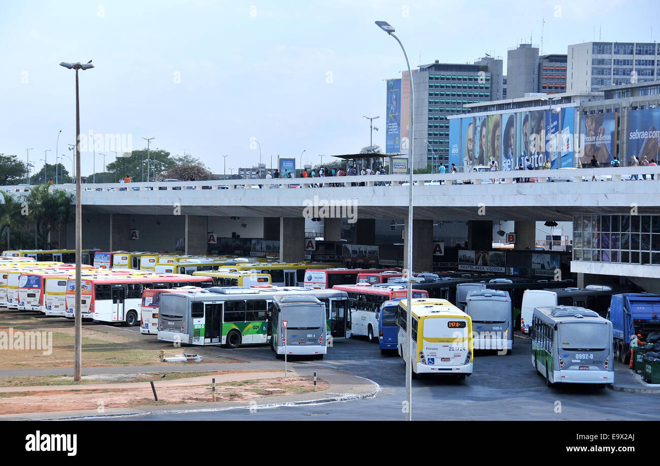 Bus station brazil hi-res stock photography and images - Alamy