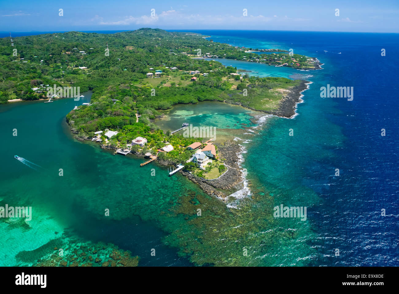 Aerial photo of Roatan's Gibson Bight Stock Photo - Alamy