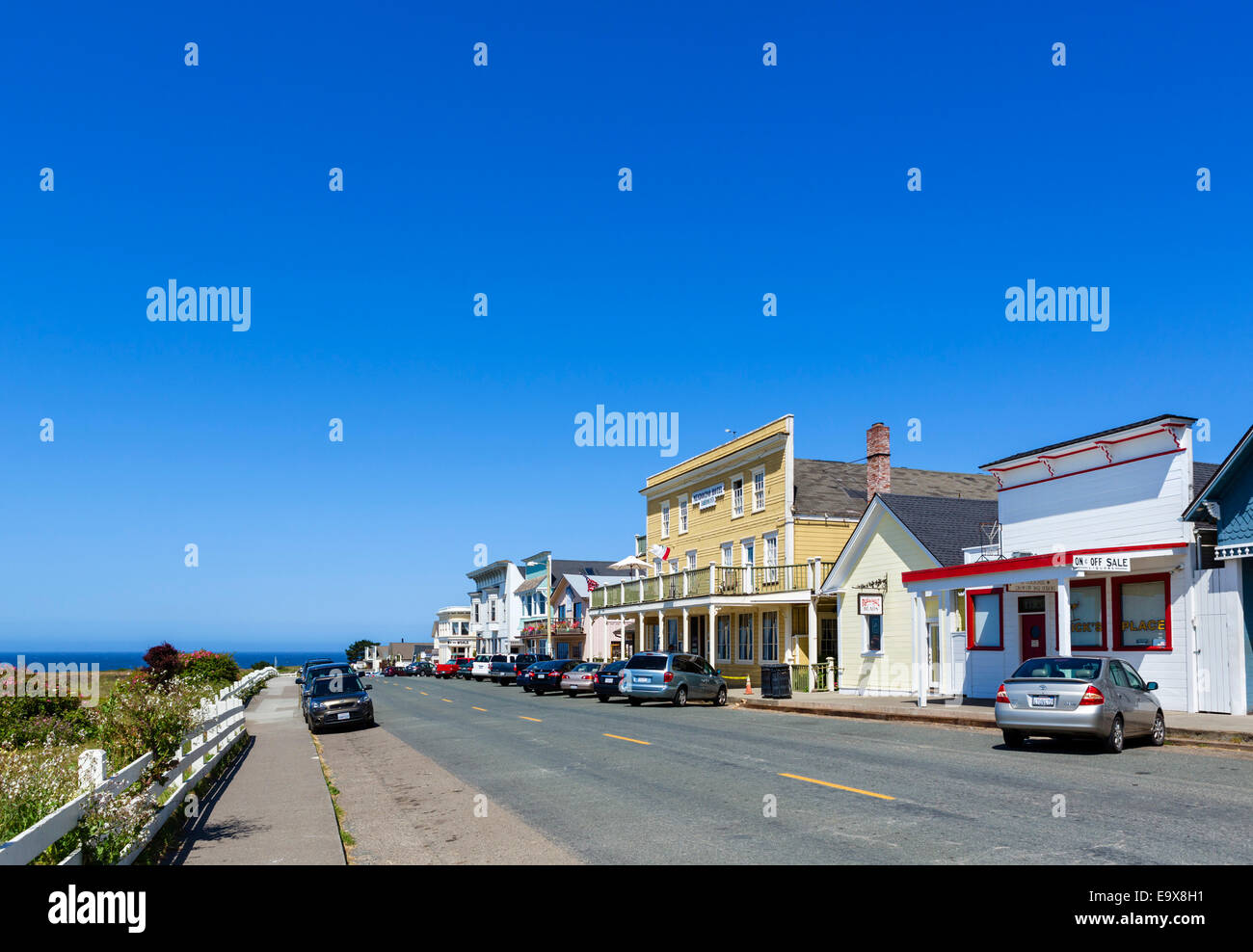 Mendocino Houses High Resolution Stock Photography and Images - Alamy